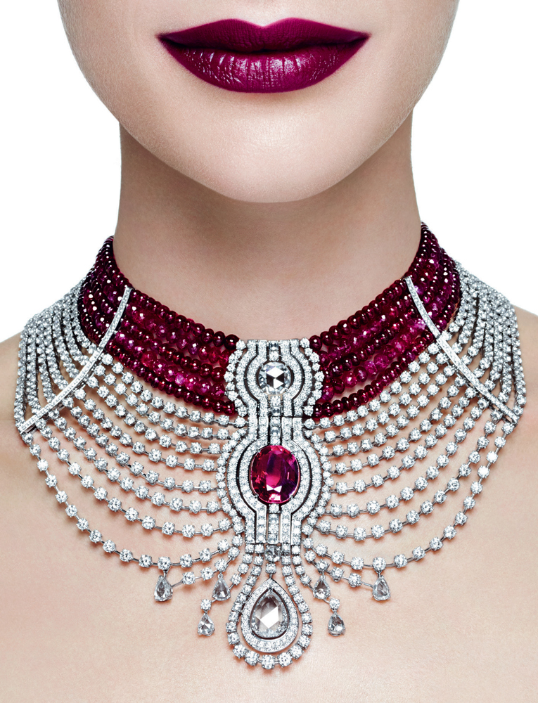 Chiêm ngưỡng viên ruby 15,29 carat của Cartier Royal Collection ...