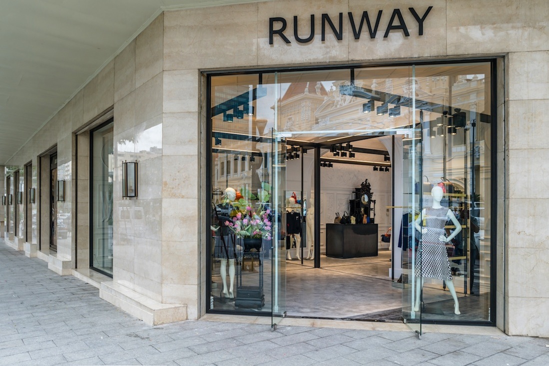 Runway mở cửa hàng mới tại Takashimaya cuối năm 2016 | Harper's Bazaar ...