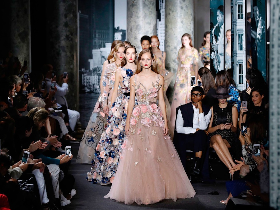 Elie Saab Thu Đông 2016 Couture | Harper's Bazaar Việt Nam