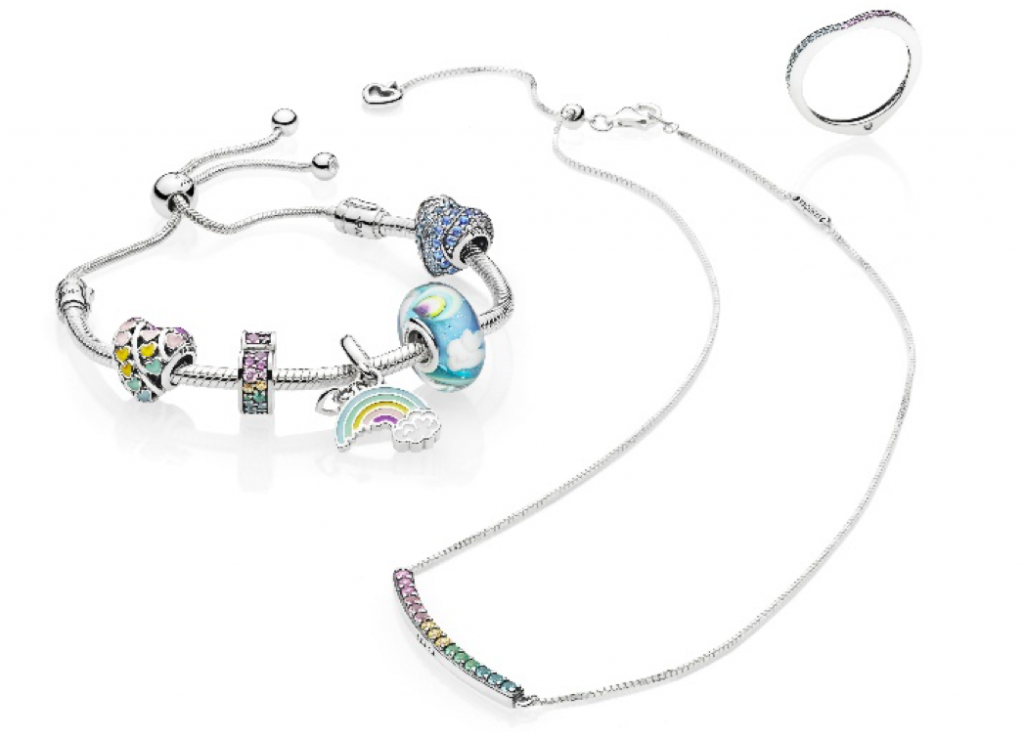 Pandora - Phụ nữ sinh ra là để toả sáng - Harper's Bazaar