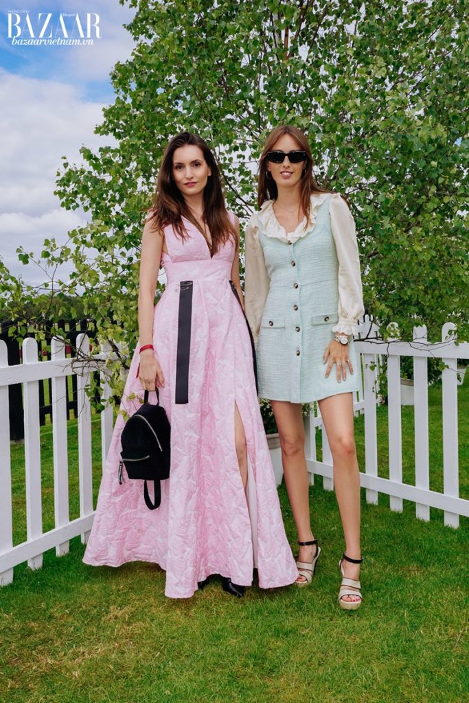 Siêu mẫu Kelly England Prehn diện váy tự may tham dự giải Queen's Cup