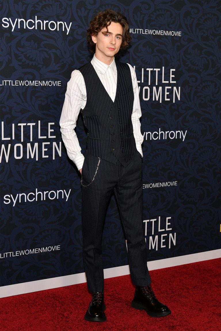 Emma Watson, Saoirse Ronan, Timothy Chalamet trên thảm đỏ Little Women ...