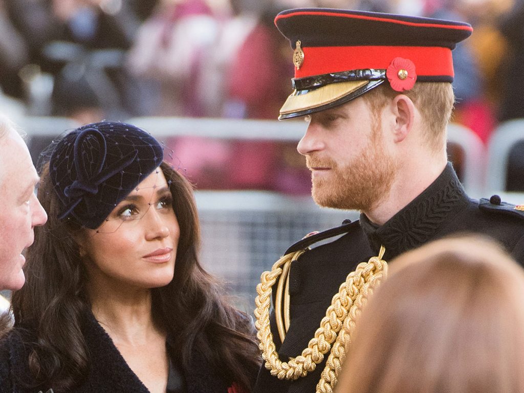 Hoàng tử Harry và Meghan Markle sẽ "độc lập tài chính" khỏi hoàng gia ...
