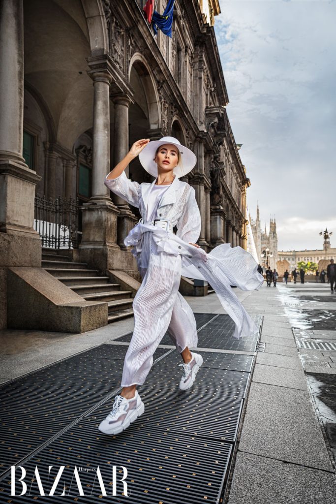 Emily Coral: Từ nàng mẫu xinh đẹp đến bà mai mát tay | Harper's Bazaar