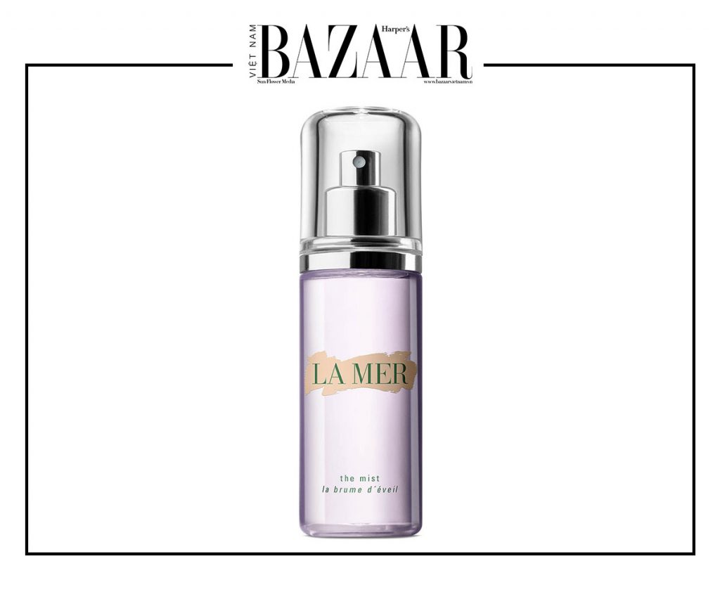 Xịt khoáng là gì | 13 tác dụng của xịt khoáng | Harper's Bazaar