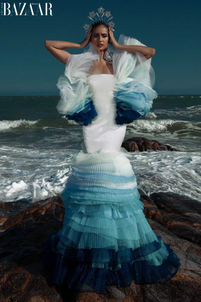 Emily Hồng Nhung: Tôi mạnh mẽ hơn bề ngoài nữ tính | Harper's Bazaar