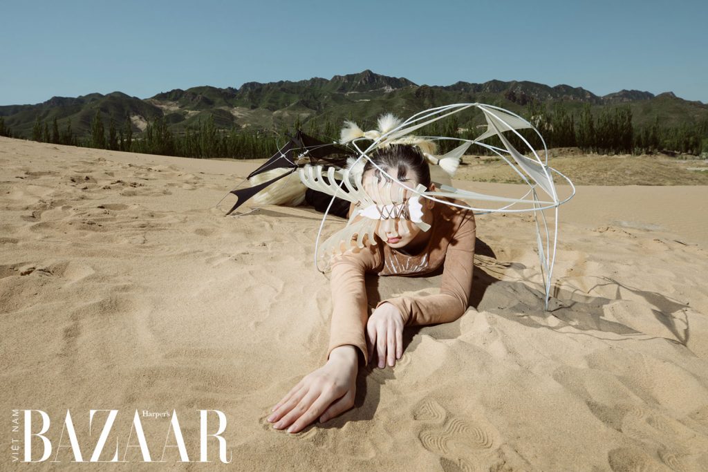 Bộ ảnh Human and Space | Stylist Yanjun Wang | Harper's Bazaar