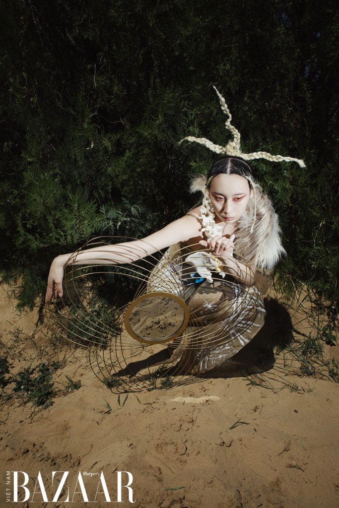 Bộ ảnh Human and Space | Stylist Yanjun Wang | Harper's Bazaar