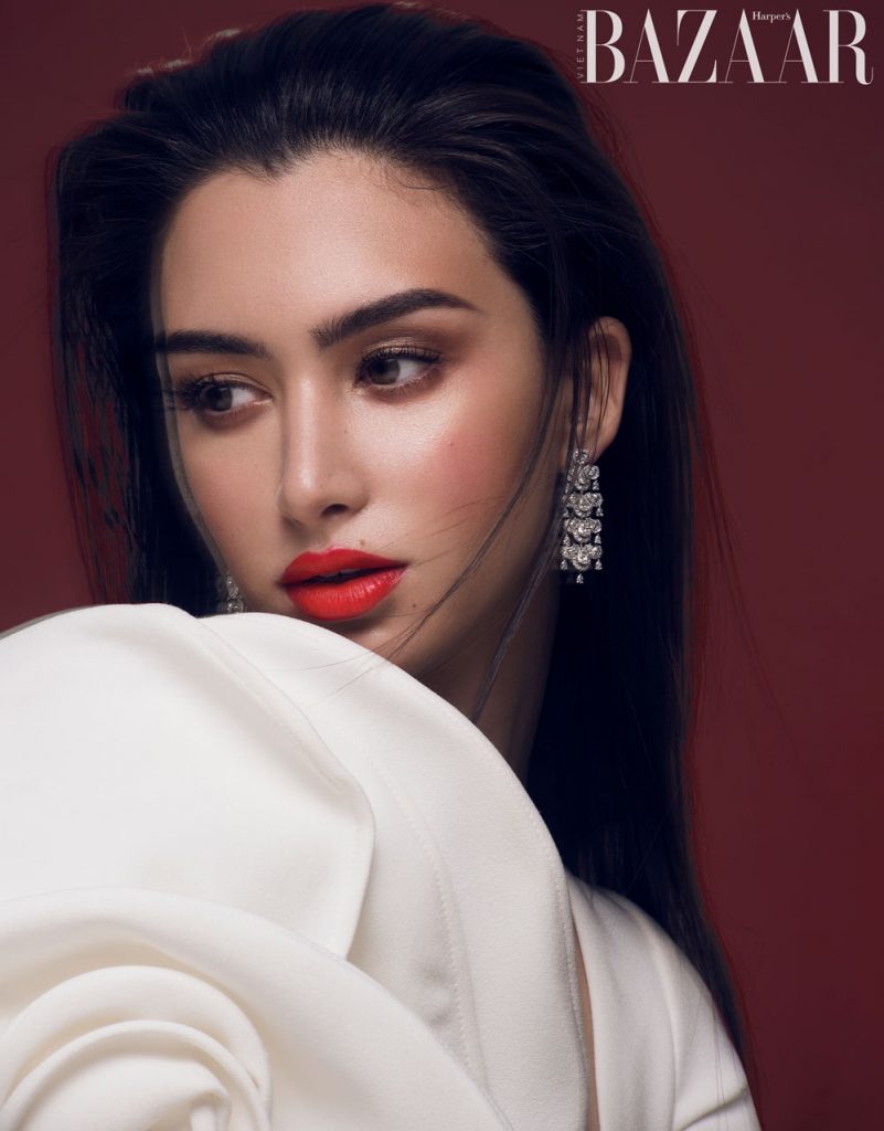 Người mẫu Sofia Saidi | Trang bìa | Harper's Bazaar Việt Nam