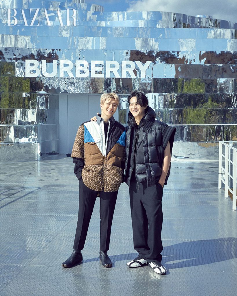 Cha Eun Woo, ITZY, Young Jae đến đảo Jeju tham quan pop up Burberry