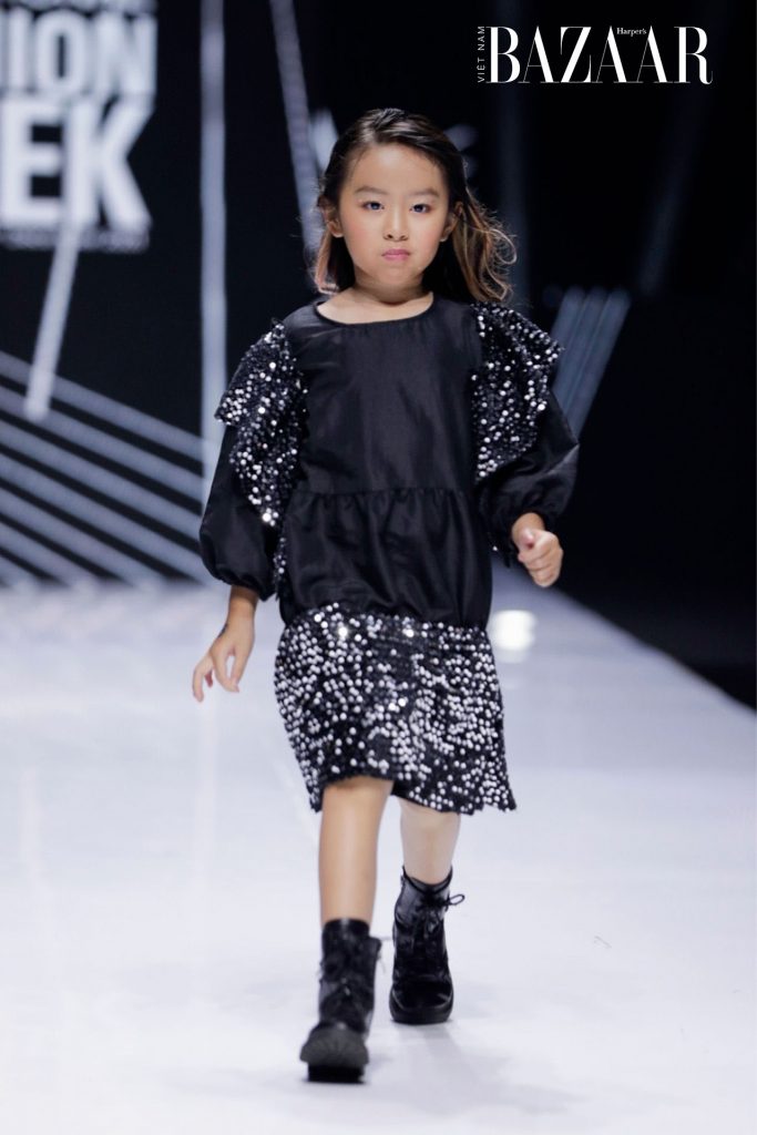 Devon Nguyễn đem bầu trời sao lên sàn diễn AVIFW 2021