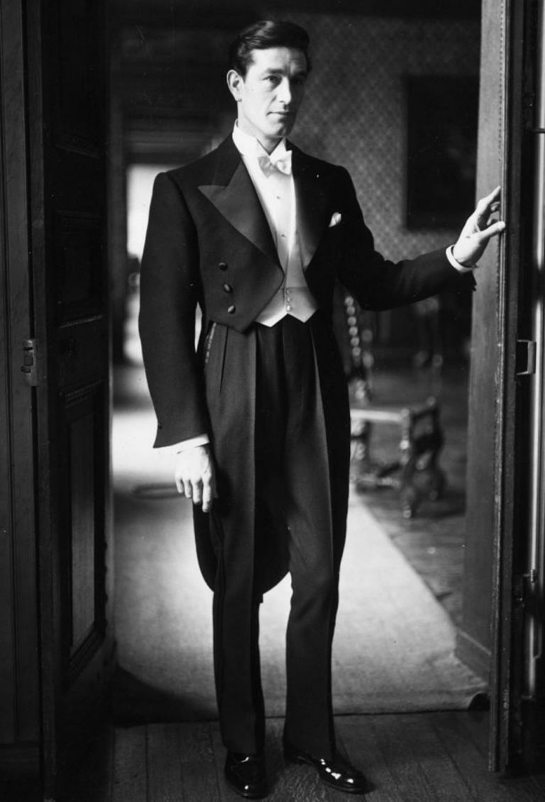 White tie là gì: Cách ăn mặc theo chuẩn dress code nghiêm ngặt nhất