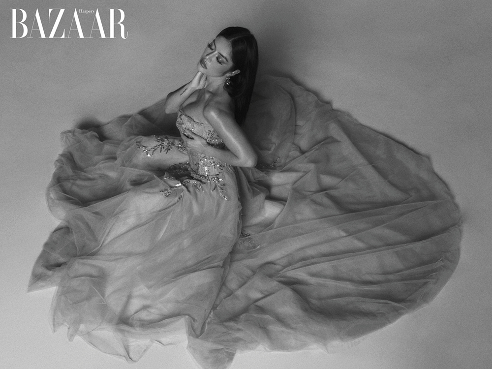 Diễn viên DJ Kim Lee | Bling Empire | Harper's Bazaar Việt Nam