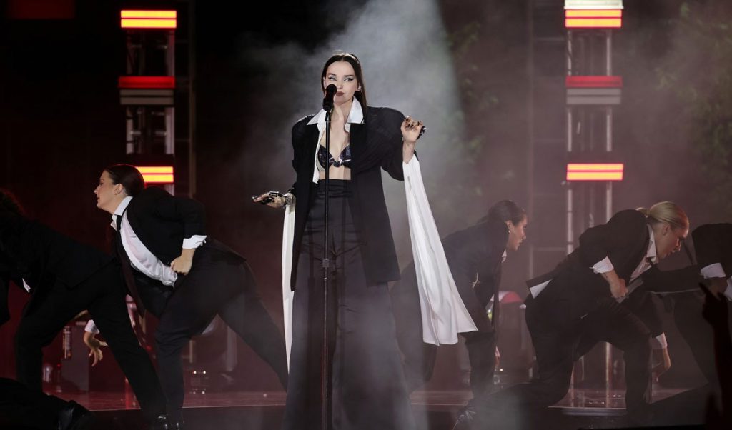 Những màn biểu diễn kinh điển tại VMAs 2022