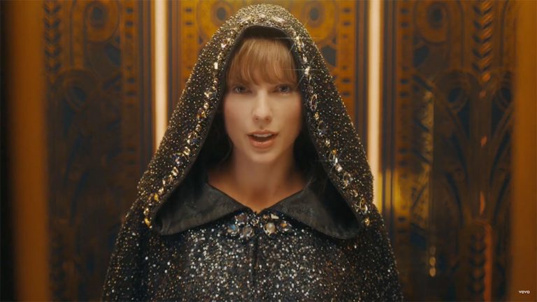 Taylor Swift trở về với hình tượng công chúa trong MV Bejeweled