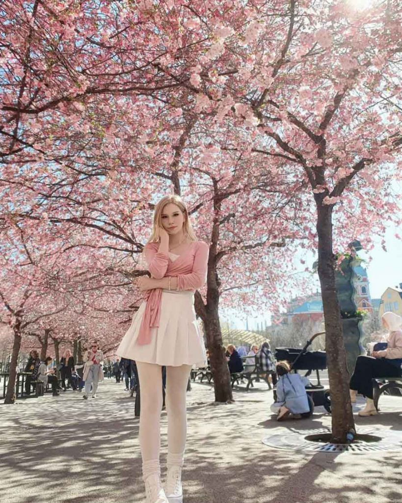 Cách phối đồ balletcore như Jennie BLACKPINK ở world tour BORN PINK