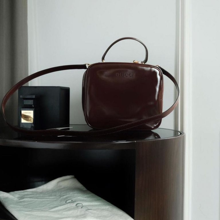 Top 7 cửa hàng đồ thời trang vintage ở Việt Nam | Harper's Bazaar