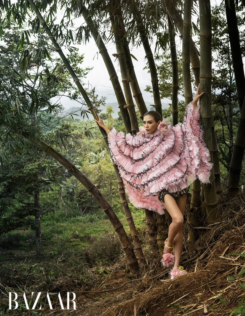 Võ Hoàng Yến, nàng chim thiên đường trong thiết kế TUYETLE