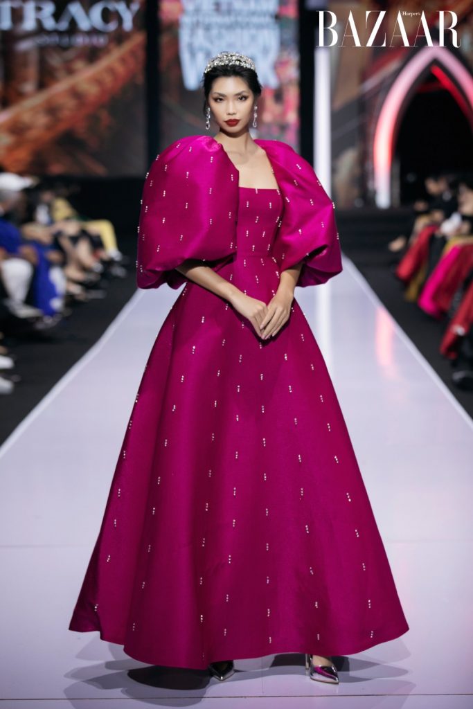 Tracy Studio biến Võ Hoàng Yến thành nữ hoàng thế kỷ 18 tại AVIFW