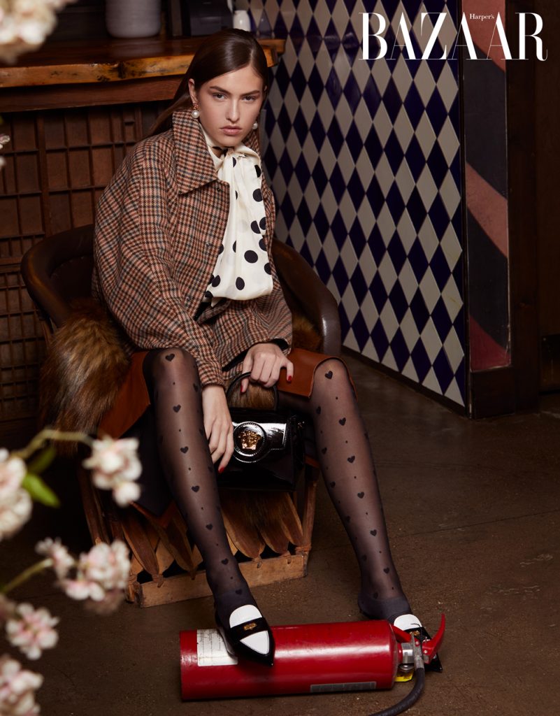 Model Delaney wears retro style outfits