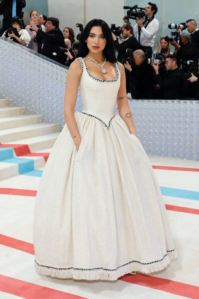 Thảm đỏ Met Gala 2023: Những ngôi sao ăn vận đẹp nhất