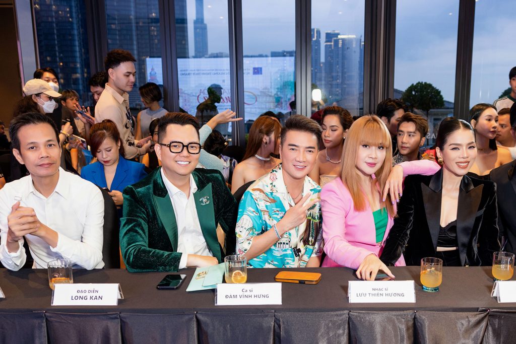 NTK Hoàng Hải mang bộ sưu tập “Giao Hòa – Armonia” đến Venice