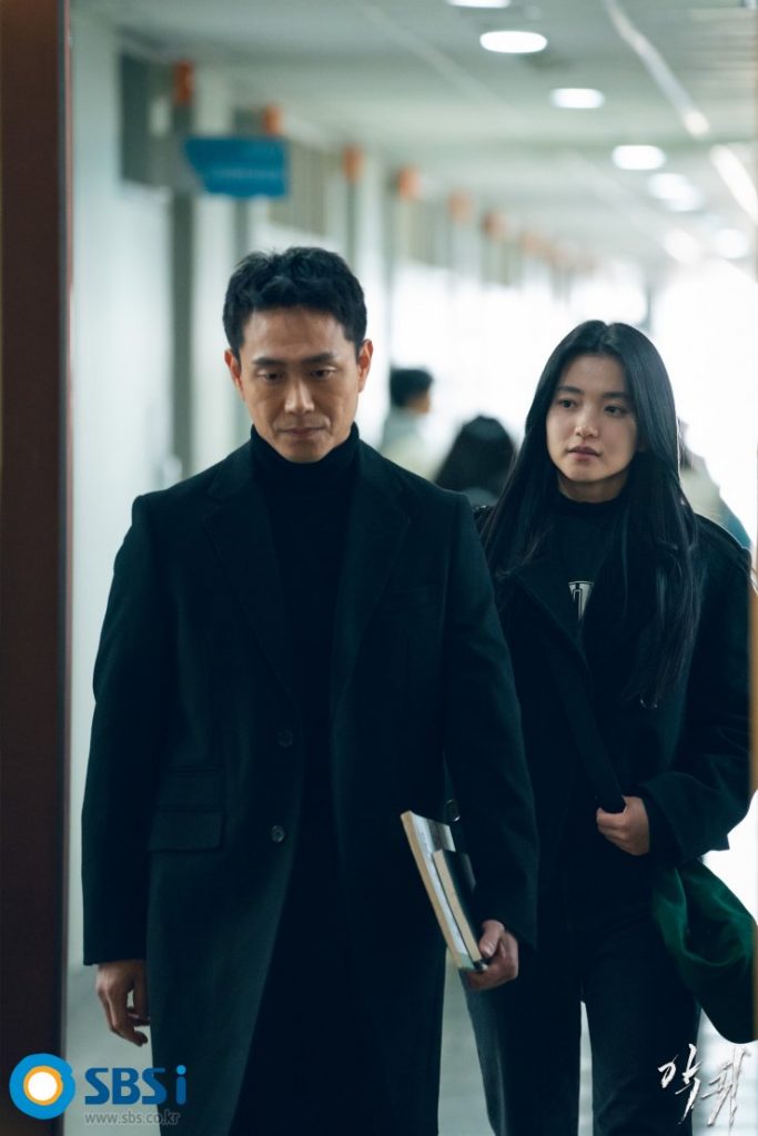 Phim Ác quỷ (Revenant) Kim Tae Ri đóng có hay không?