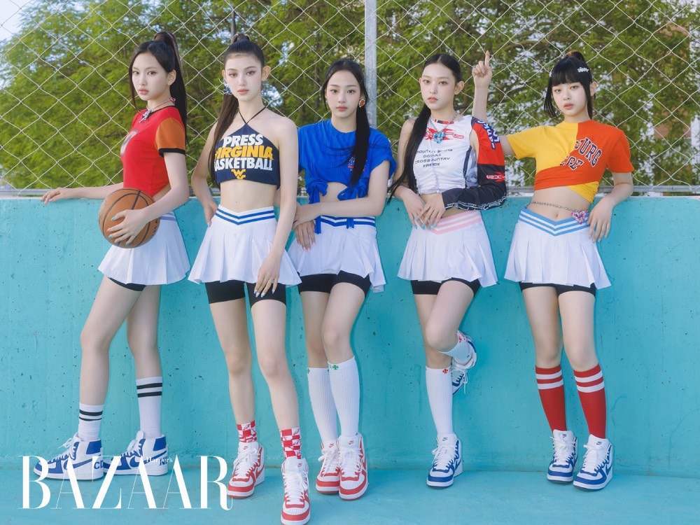 NewJeans lập thành tích với MV "Super Shy" và "New Jeans"