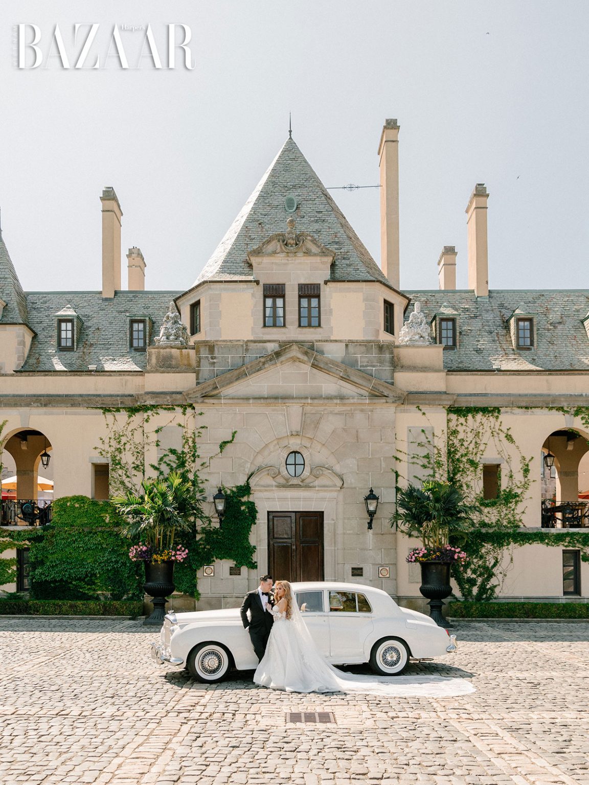 Đám cưới cổ tích ở lâu đài Oheka của Arianna và Andrew Lang