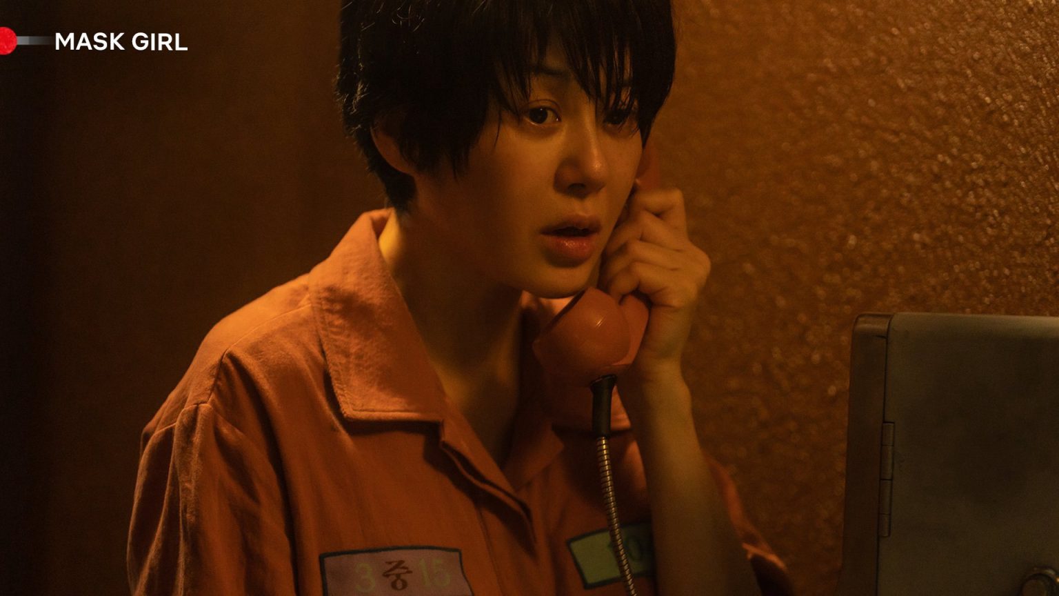 Review phim Mask Girl (Cô gái mang Mặt nạ) trên Netflix | Harper's Bazaar
