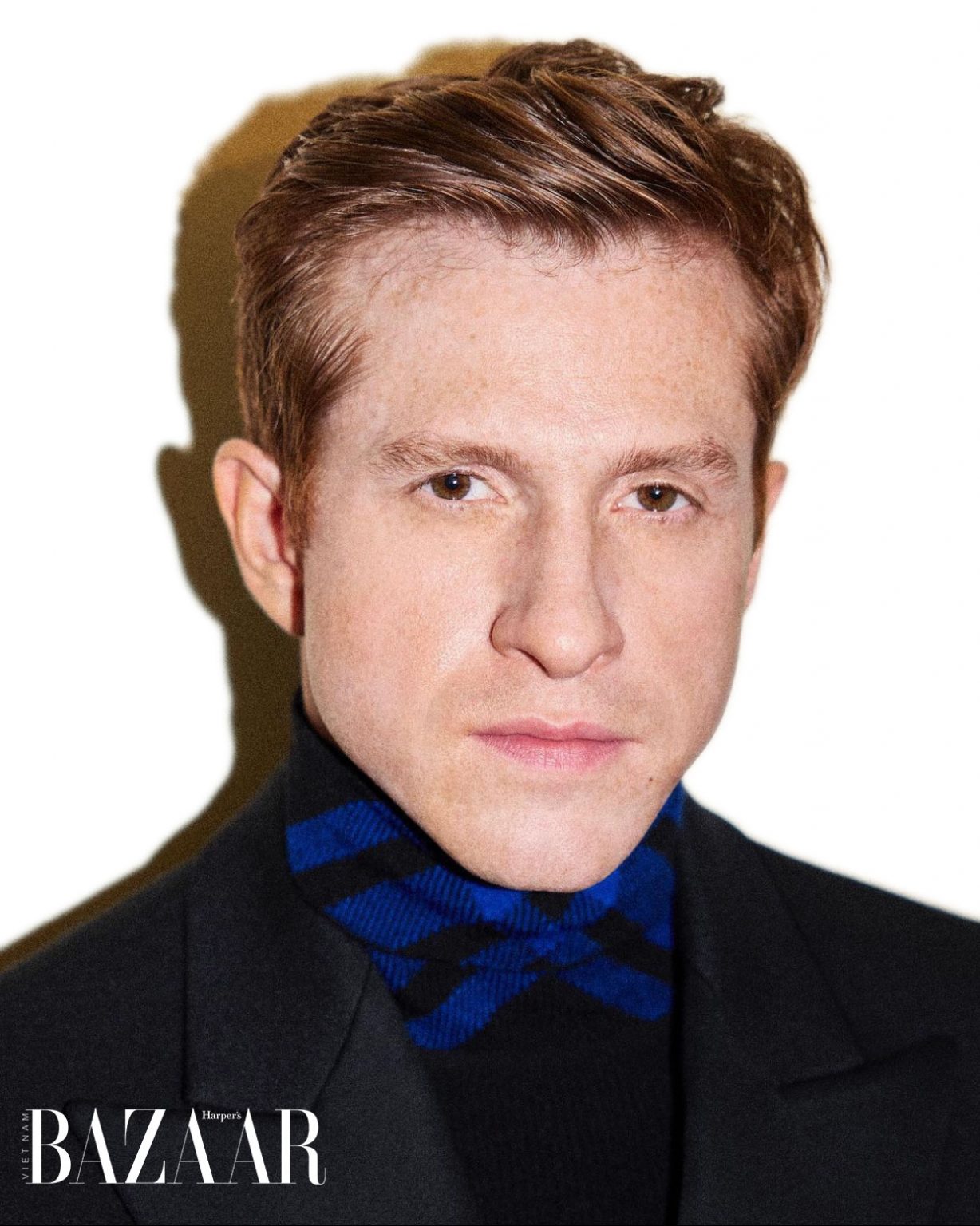 Burberry Knight Blue: Daniel Lee phủ xanh tuần lễ thời trang London ...