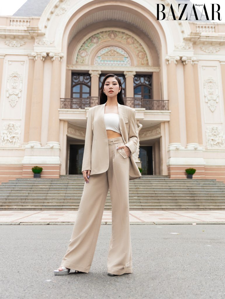 Đỗ Thị Lan Anh xuất hiện trên trang chủ fanpage Miss Earth