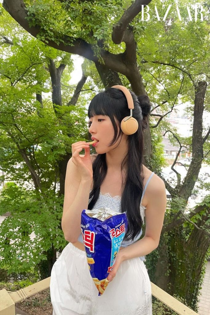 Suzy gây thương nhớ với phong cách làm đẹp trong “Doona!” | Harper's ...