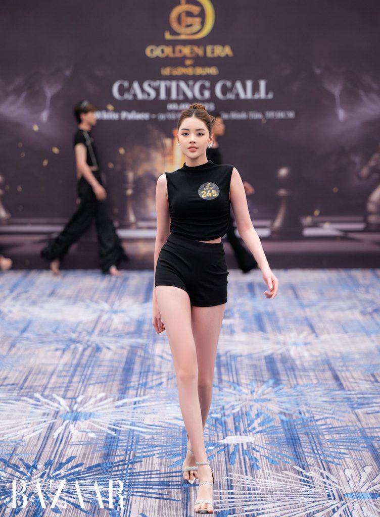 Lê Long Dũng tuyển mẫu cho show kỷ niệm 10 năm làm nghề