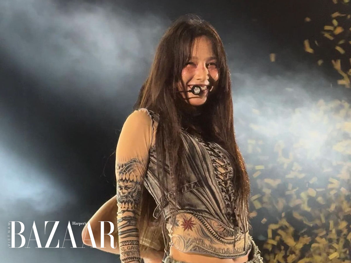 Lee Hyori dạy yoga miễn phí ở Thảo Điền sau khi diễn GENFest