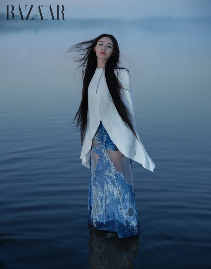 Lin Yun – the star floating above the river | Harper's Bazaar Việt Nam