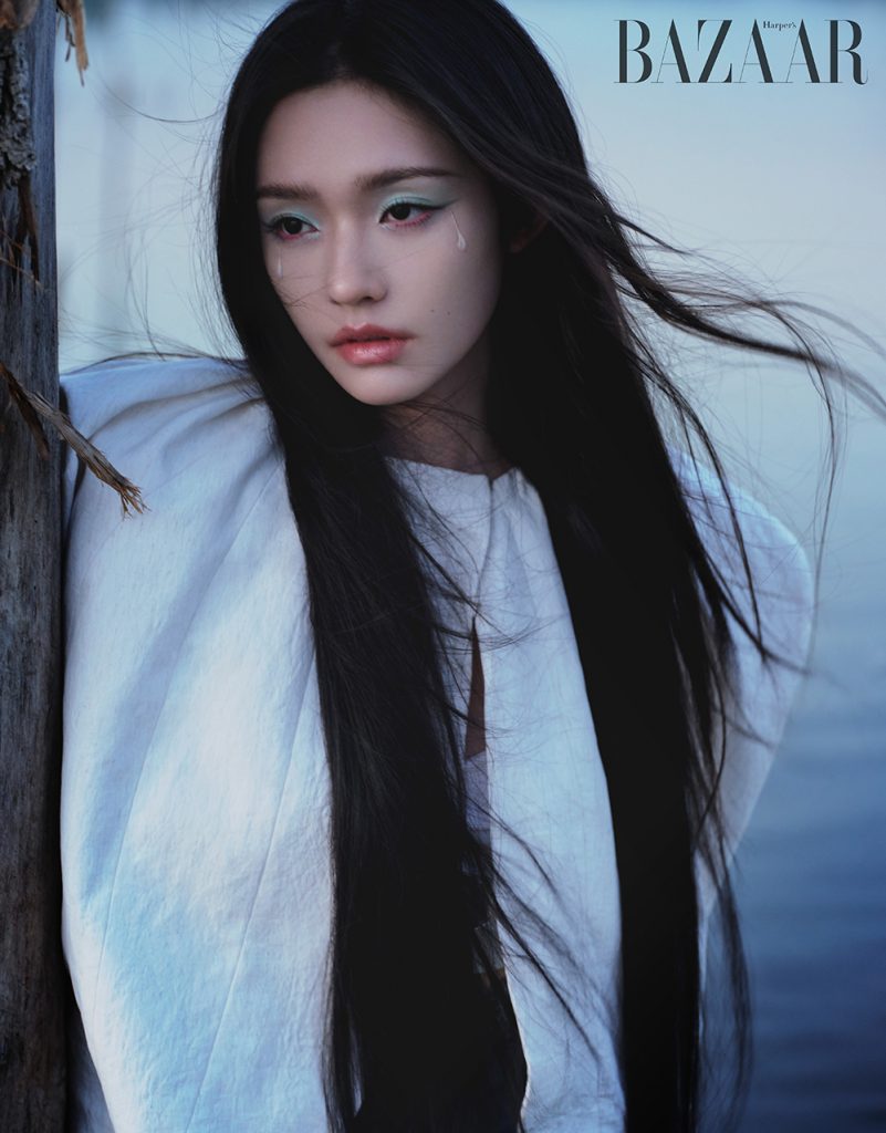 Lin Yun – the star floating above the river | Harper's Bazaar Việt Nam