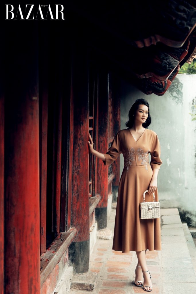 BST Khúc giao mùa | NTK Xuân Lê | Harper's Bazaar