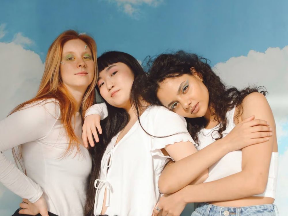 Gen Z đang định hình vẻ đẹp ngày nay như thế nào? | Harper's Bazaar ...