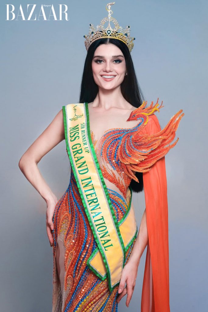 Miss Global 2023 Ashley Melendez mặc đầm Nguyễn Minh Tuấn