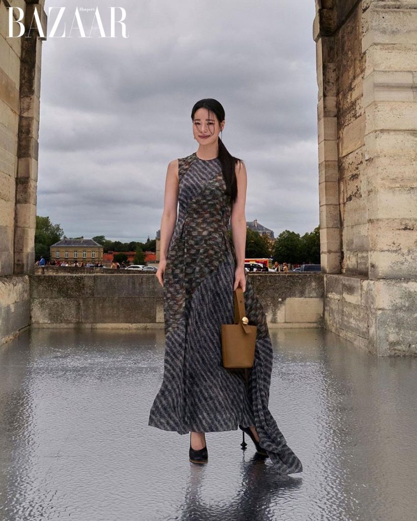 Lim Ji Yeon trở thành Đại sứ của LOEWE | Harper's Bazaar Việt Nam