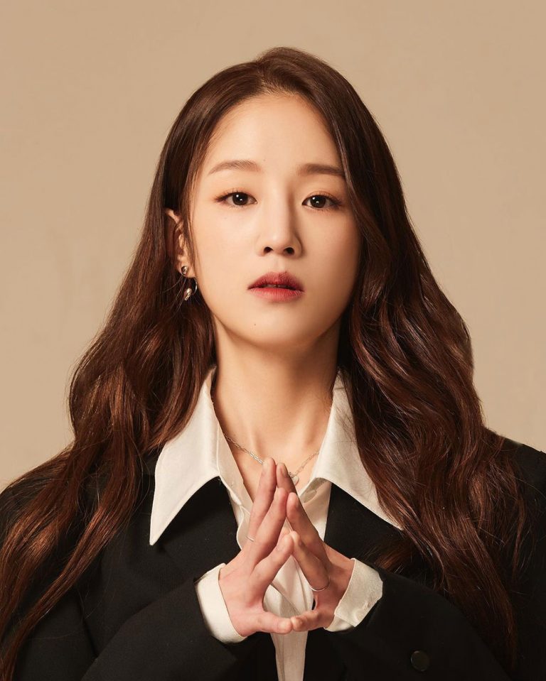 Giọng ca OST phim "Reply 1988" Park Bo Ram đột ngột qua đời | Harper's ...
