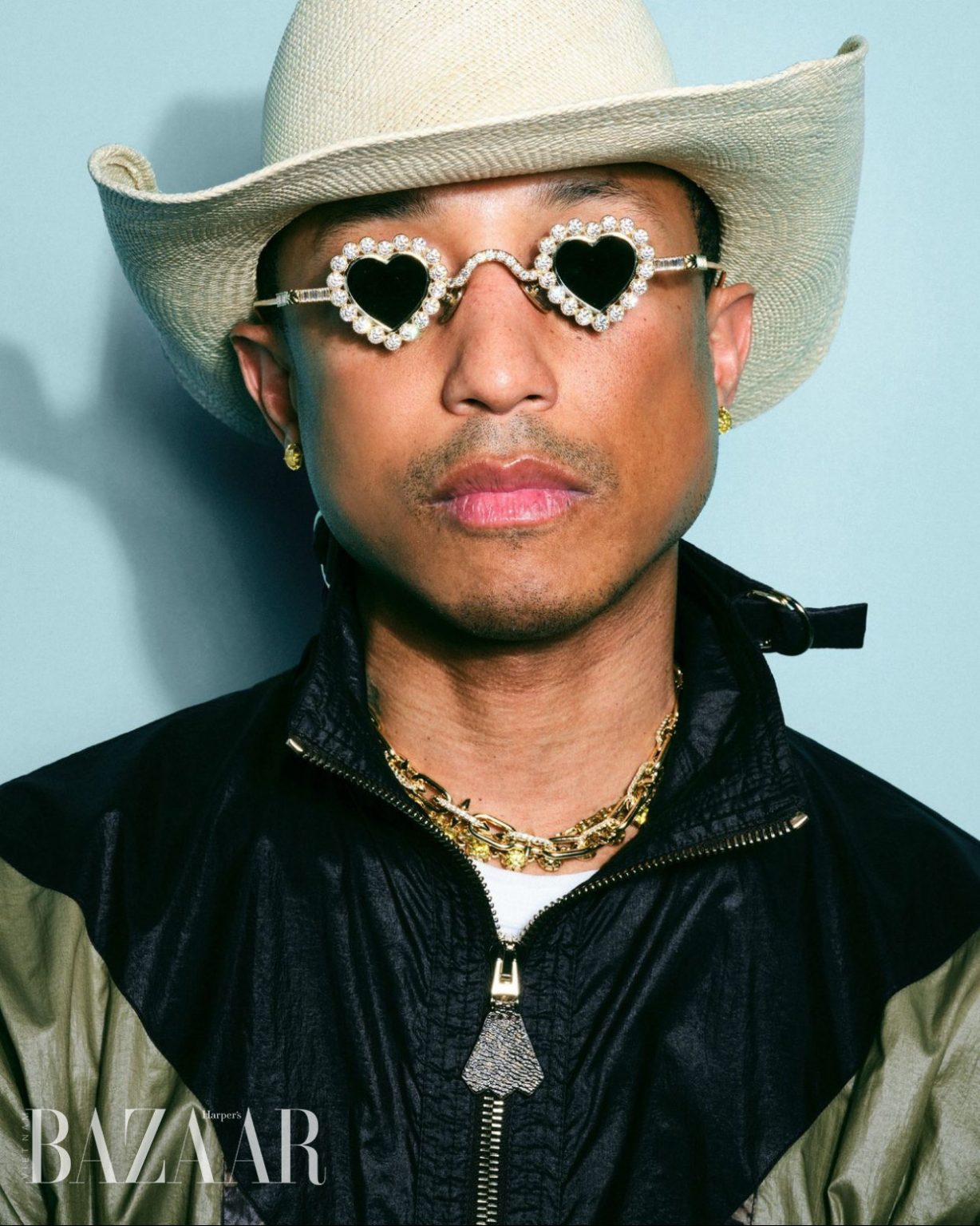 Pharrell Williams viết lời cho đĩa đơn của NewJeans | Harper's Bazaar ...
