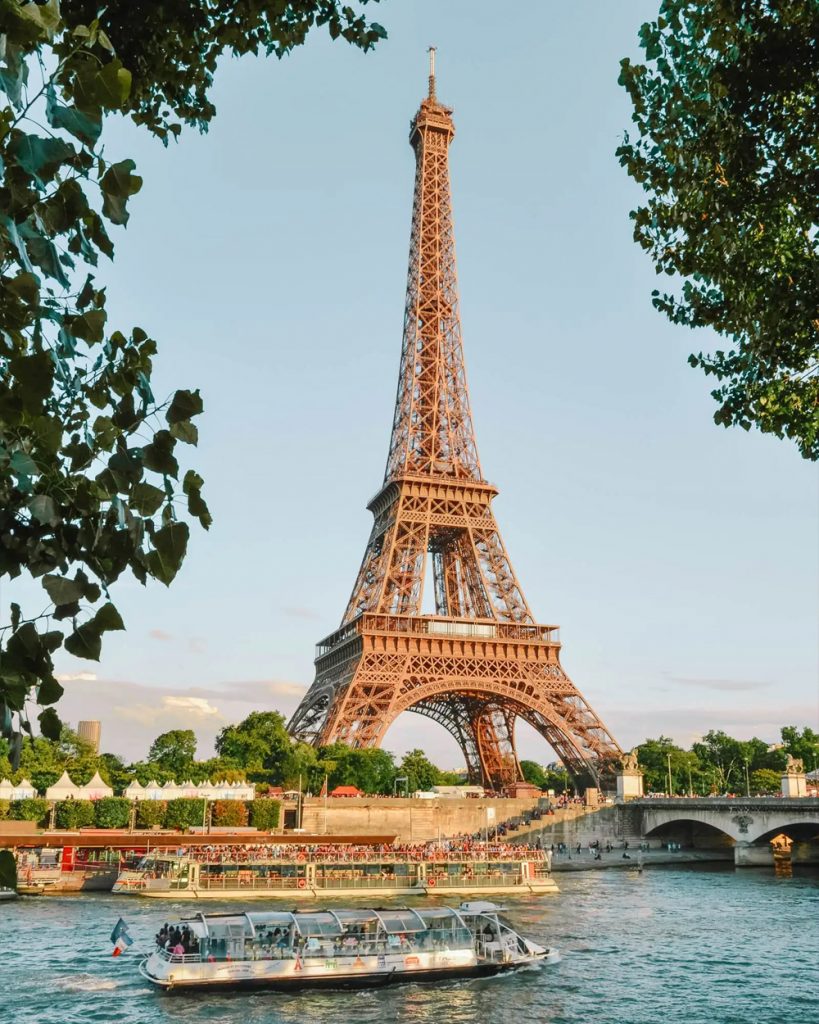 Hội chứng Paris: Khi du khách vỡ mộng về một Paris lãng mạn