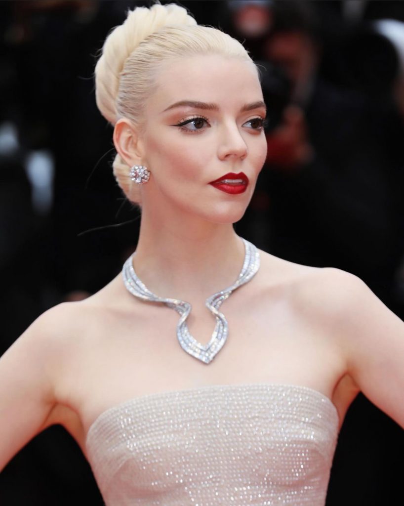 Nàng công chúa Cannes 2024 gọi tên Anya Taylor-Joy | Harper's Bazaar ...