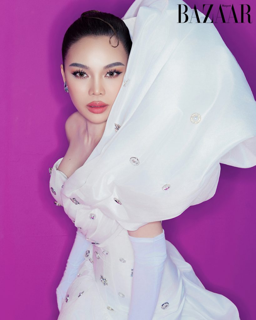 Giang Hồng Ngọc gửi gắm thông điệp mạnh mẽ qua MV Em giấu