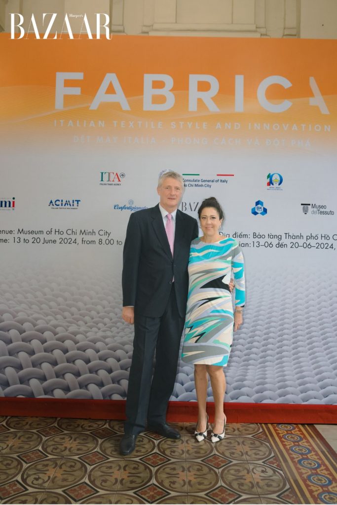 Dàn khách mời thanh lịch của triển lãm Dệt may Italia FABRICA | Harper ...