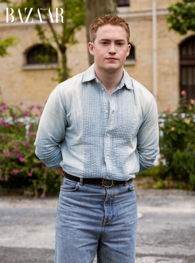 Front row show thời trang nam LOEWE Xuân Hè 2025 toàn sao | Harper's ...