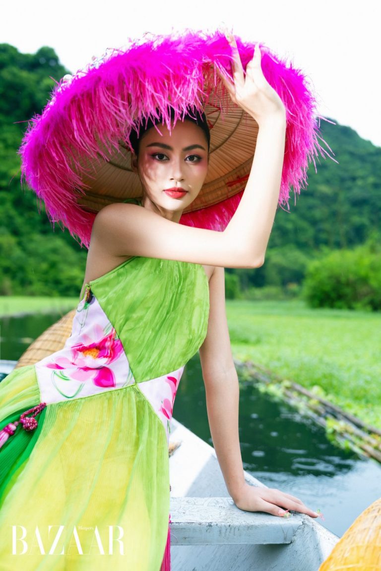 Xuân Hạnh khác lạ trong hình hiệu Road To Miss Cosmo 2024 | Harper's ...