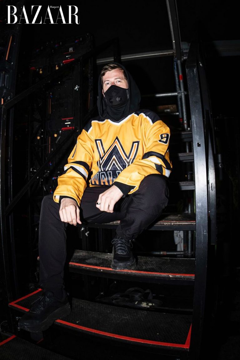 Alan Walker tham gia Chung kết 2 của Anh Trai "Say Hi" | Harper's Bazaar Việt Nam